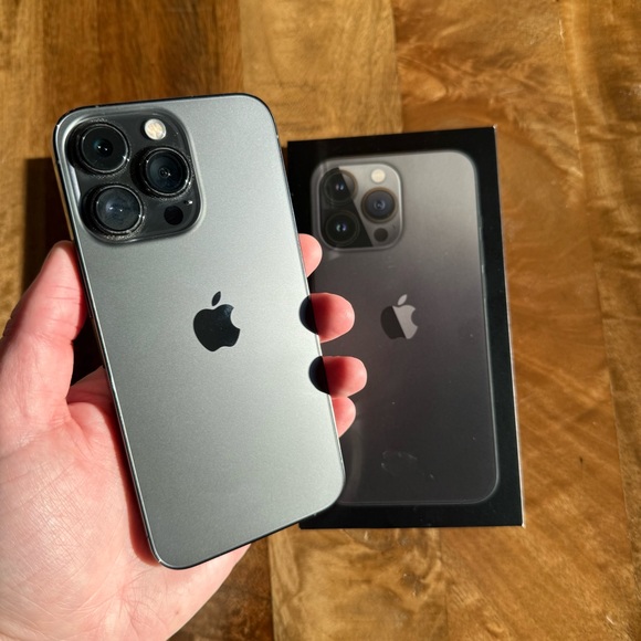 Apple | Cell Phones & Accessories | Graphite Iphone 3 Pro 256 Gb | Poshmark